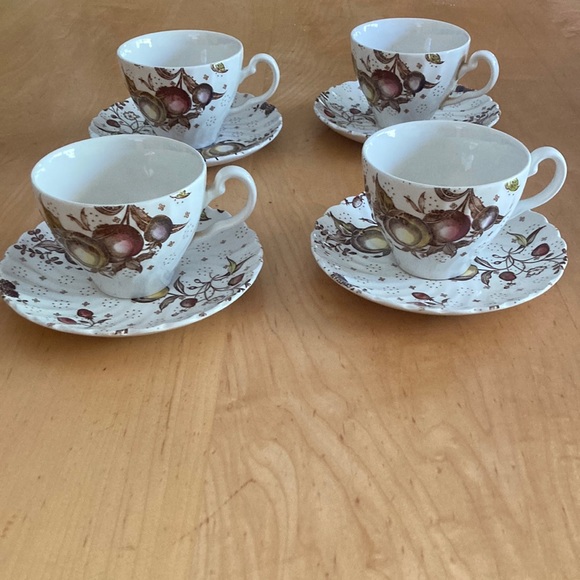 Johnson Brothers | Dining | Johnson Brothers Eddington Tea Cups And ...
